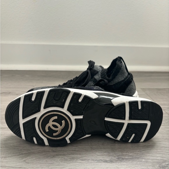 CHANEL | Shoes | Chanel Cc Logo Sport Runner Trainer Sneakers | Poshmark